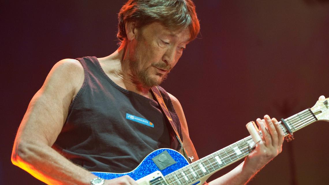 Chris Rea, ‘Driving Home for Christmas’ singer, dies at 74 | myfoxzone.com