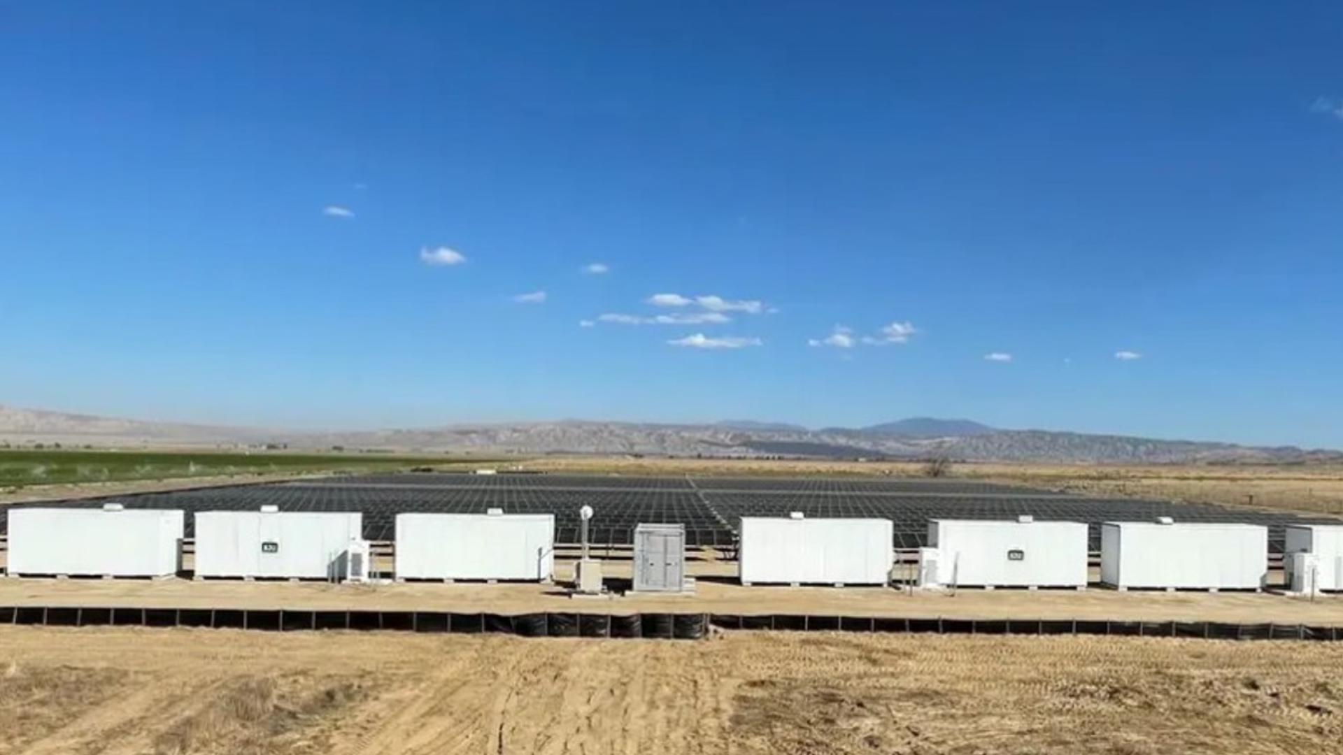 Repurposed EV batteries boost Texas grid storage | myfoxzone.com