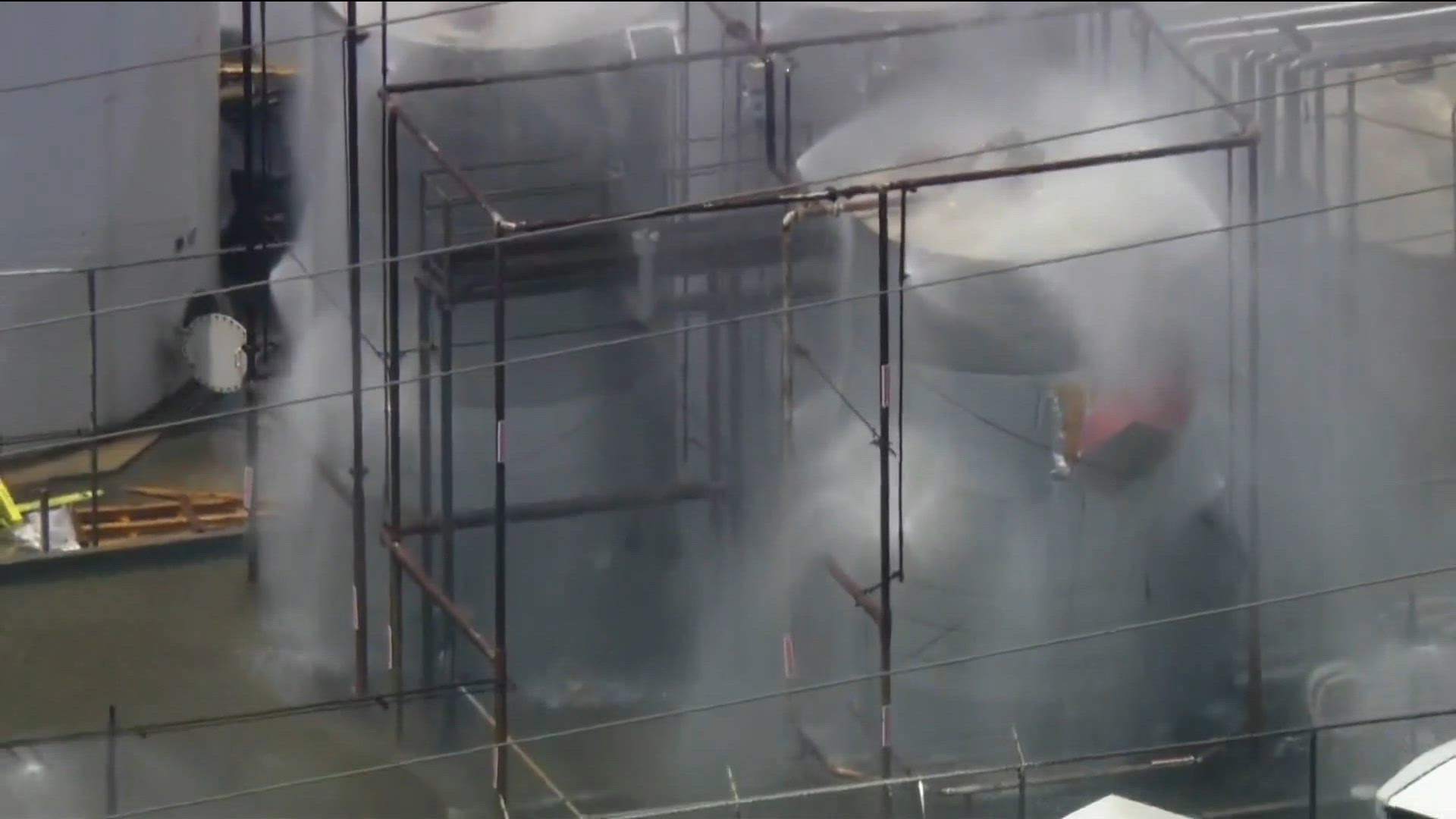 Crack found in damaged chemical tank in California could change ...