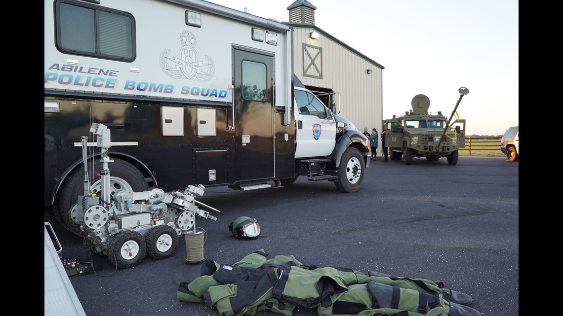 APD Bomb Squad and SWAT receives 85k | myfoxzone.com