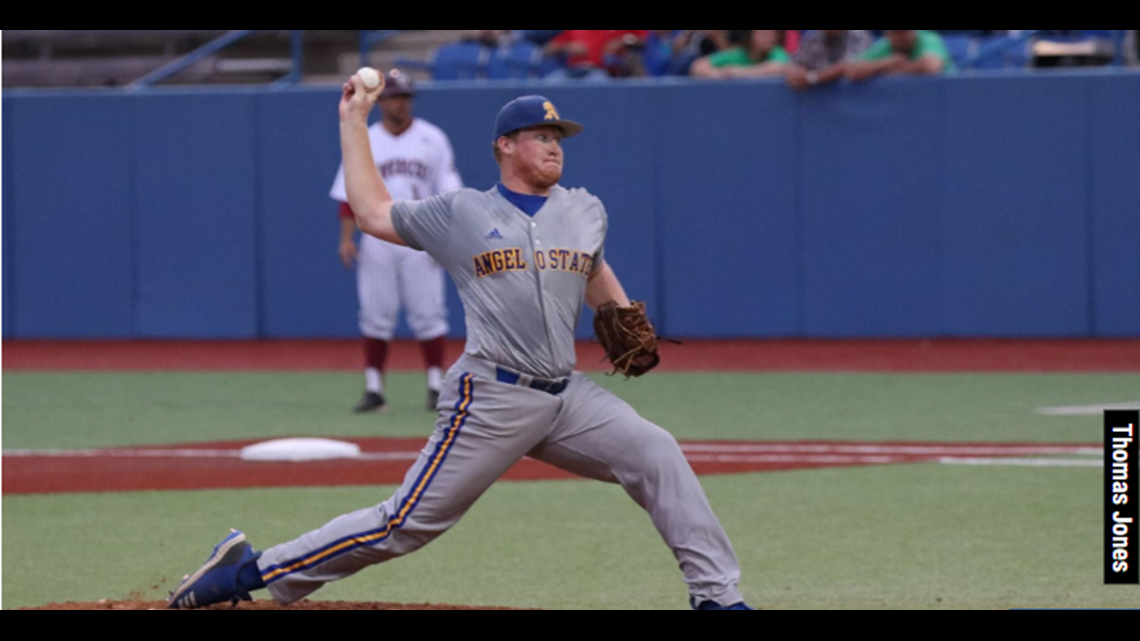 Angelo State baseball loses late in extra innings | myfoxzone.com