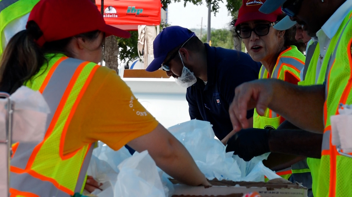 Local flood relief at Walmart | myfoxzone.com