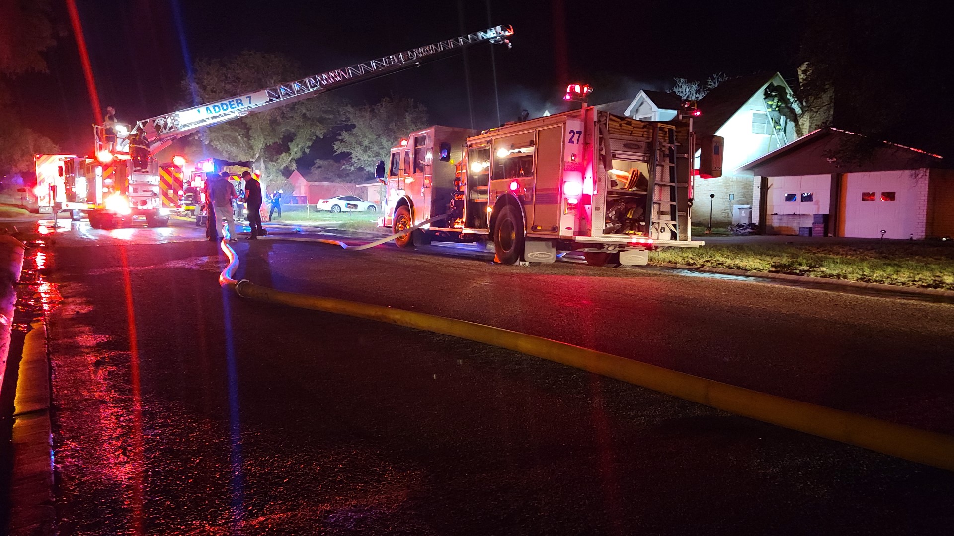 San Angelo FD responds to structure fire on Edgewood Drive | myfoxzone.com