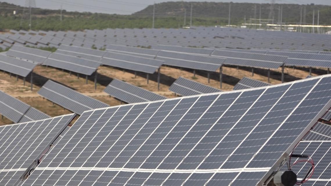 West Texas solar facility provides renewable energy to power grid ...