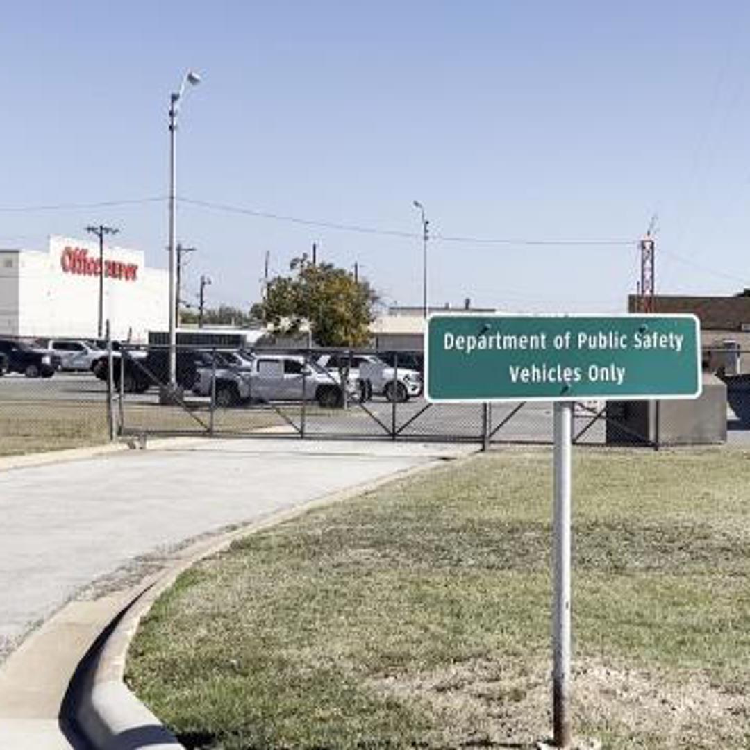 Crash into Abilene DPS office under investigation | myfoxzone.com