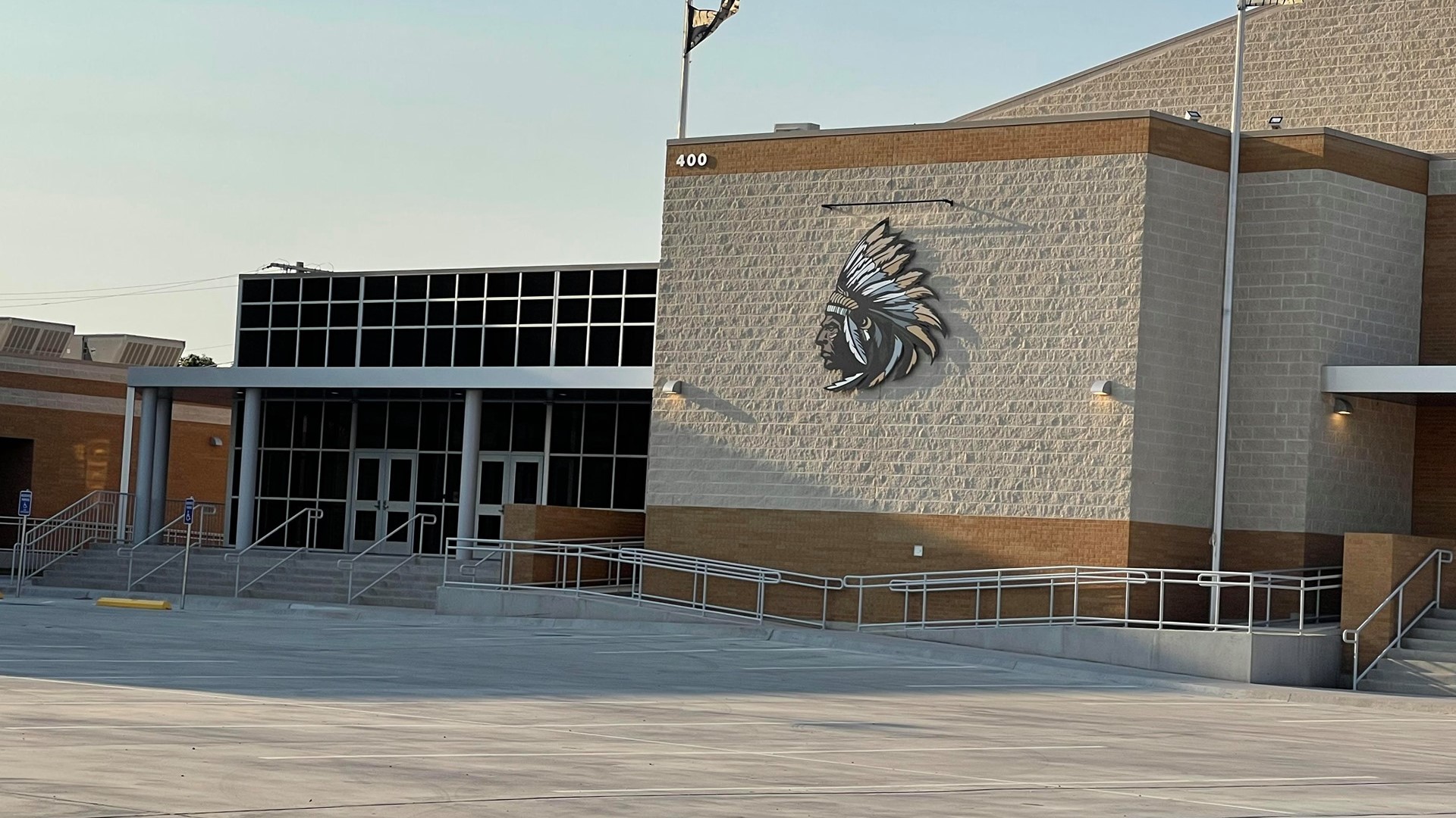 Too many absences for illness causes school closure | myfoxzone.com