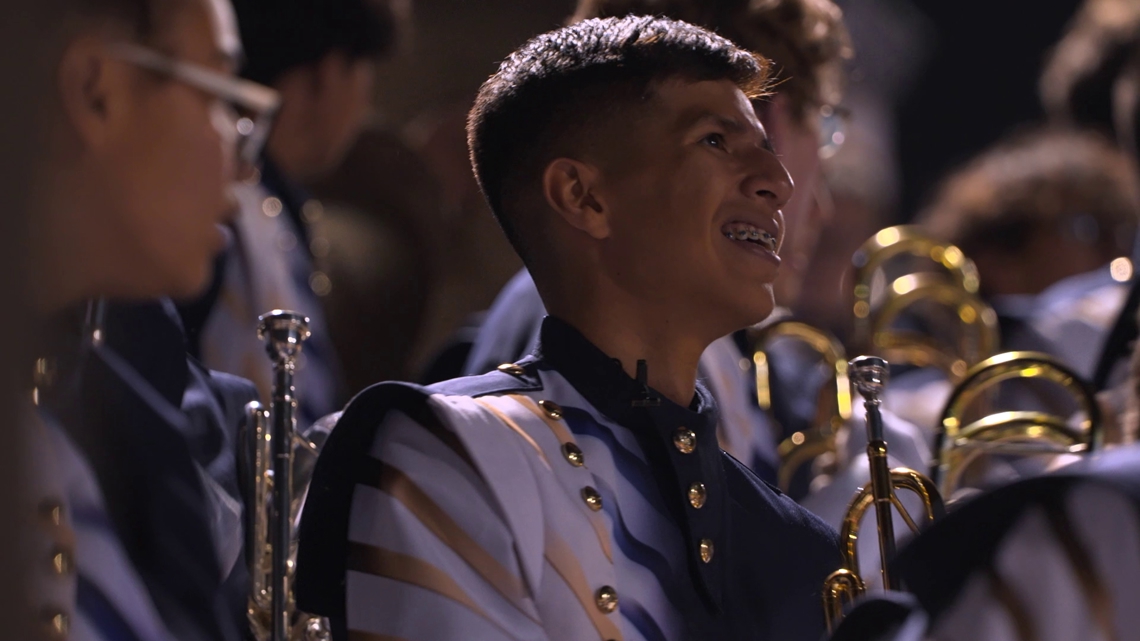 Blind North Texas student break barriers in marching band | myfoxzone.com